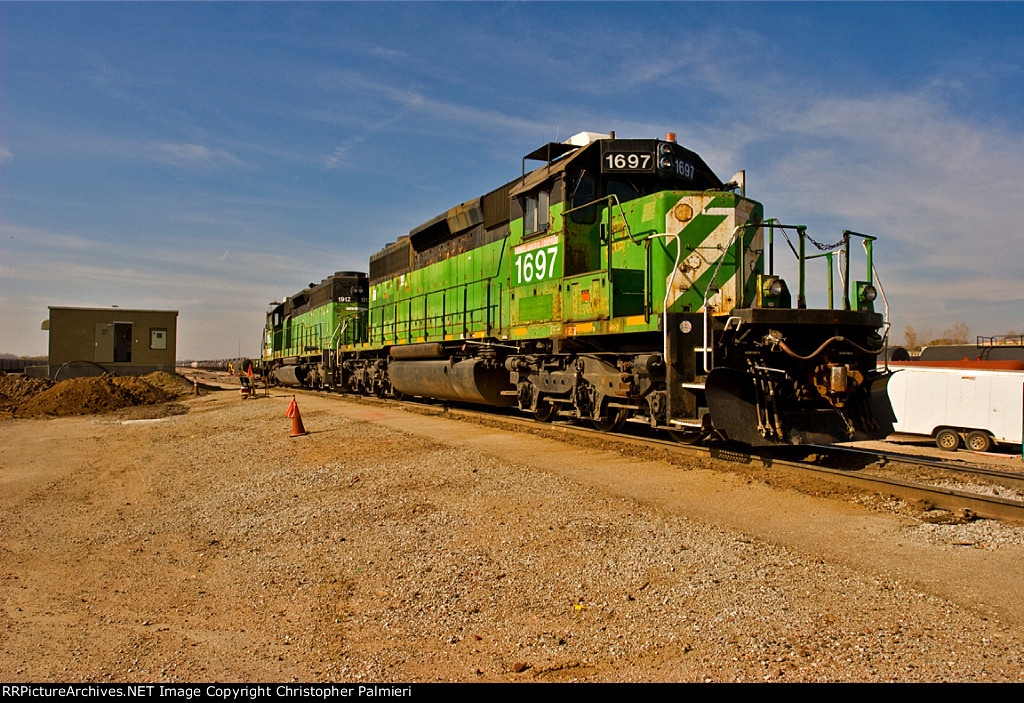 BNSF 1697 and BNSF 1912
